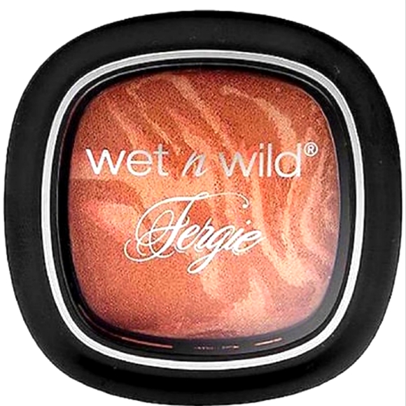 wet n wild | Makeup | Fergie Carnaval In Rio To Reflect Shimmer Palette ...